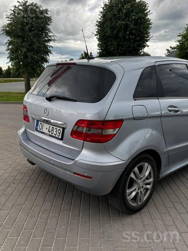 Grey Mercedes-Benz B 200 2005 in Jelgava, with an engine capacity of 2.00 L and mileage of 160 thousand km for 2000 €, photo 5 on AUTOMOTO.COM.LV