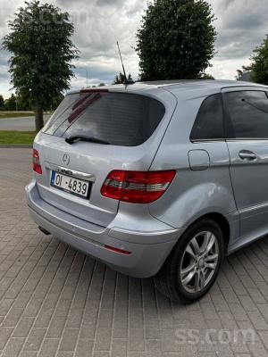 Grey Mercedes-Benz B 200 2005 in Jelgava, with an engine capacity of 2.00 L and mileage of 160 thousand km for 2000 €, photo 6 on AUTOMOTO.COM.LV