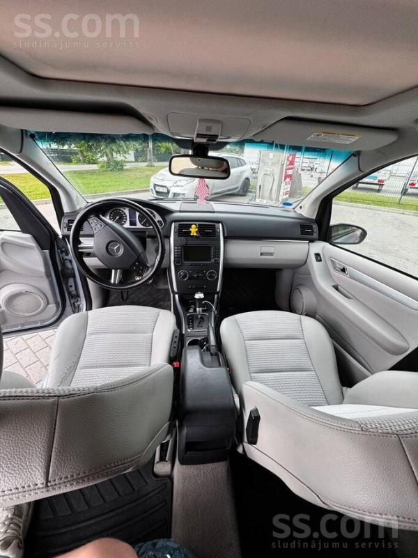 Grey Mercedes-Benz B 200 2005 in Jelgava, with an engine capacity of 2.00 L and mileage of 160 thousand km for 2000 €, photo 7 on AUTOMOTO.COM.LV