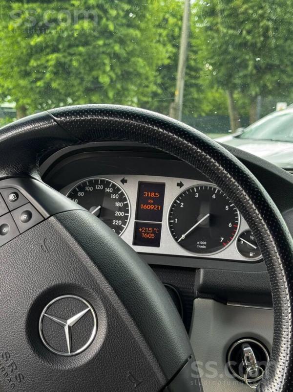 Grey Mercedes-Benz B 200 2005 in Jelgava, with an engine capacity of 2.00 L and mileage of 160 thousand km for 2000 €, photo 8 on AUTOMOTO.COM.LV