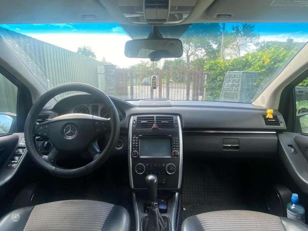 Pelēks Mercedes-Benz B 200 2005 Viļņa, ar dzinēja tilpumu 1.99 L un nobraukumu 363 tūkst. km par 1000 €, foto 10 vietnē AUTOMOTO.COM.LV