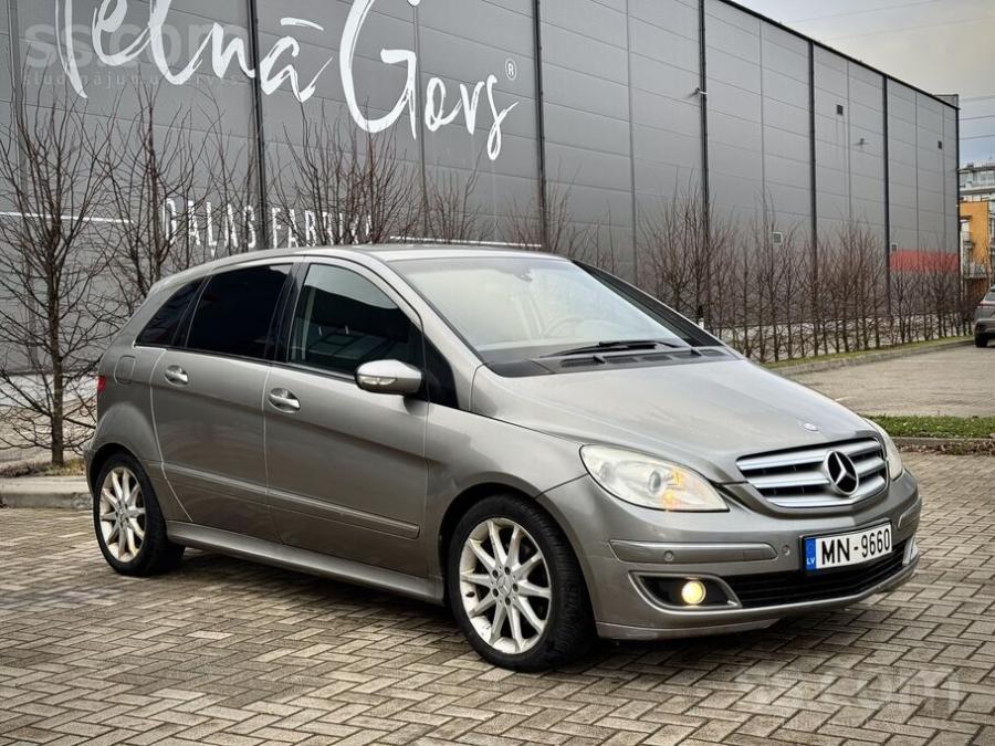 Grey Mercedes-Benz B 200 2006 in Riga, with an engine capacity of 2.00 L and mileage of 330 thousand km for 1200 €, photo 3 on AUTOMOTO.COM.LV
