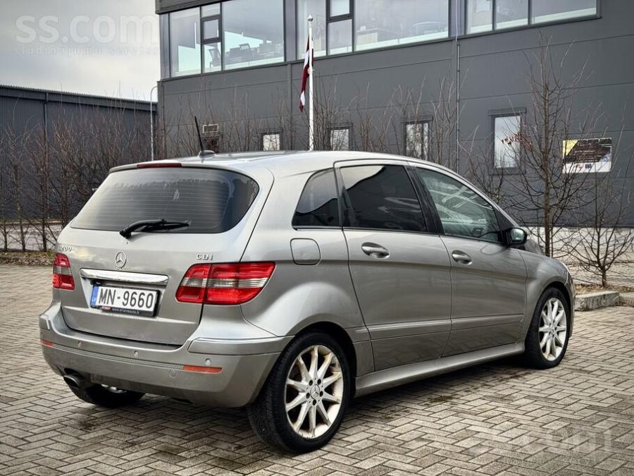 Grey Mercedes-Benz B 200 2006 in Riga, with an engine capacity of 2.00 L and mileage of 330 thousand km for 1200 €, photo 9 on AUTOMOTO.COM.LV