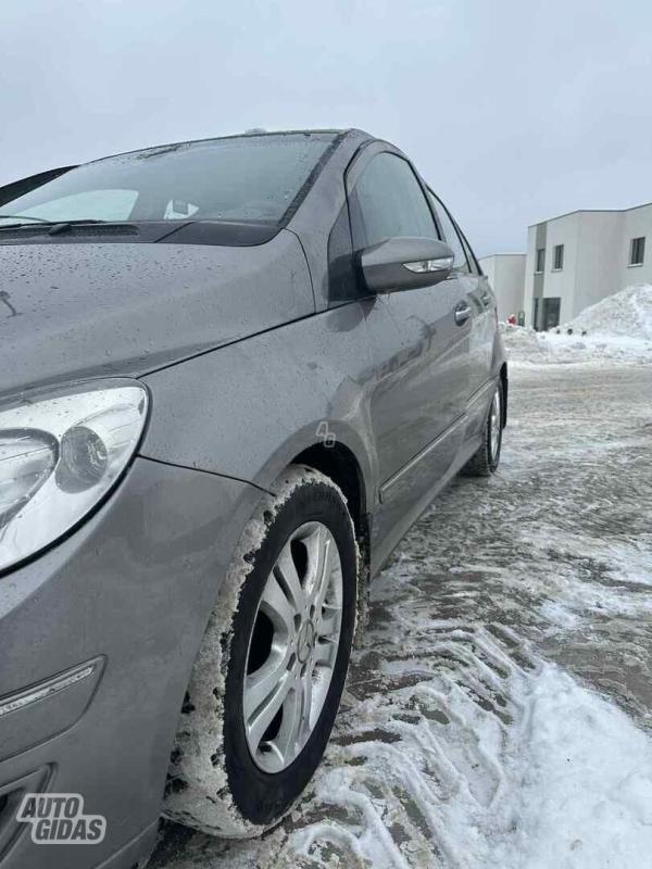 Grey Mercedes-Benz B 200 2006 in Vilnius, with an engine capacity of 2.00 L and mileage of 190 thousand km for 2800 €, photo 3 on AUTOMOTO.COM.LV