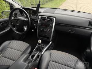 Серый Мерседес Б 200 2006 в Рига, объемом двигателя 2.00 л и пробегом 262 тыс. км за 2590 €, фото 6 на AUTOMOTO.COM.LV