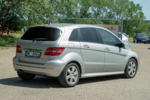 Серый Мерседес Б 200 2006 в Рига, объемом двигателя 2.00 л и пробегом 218 тыс. км за 3300 €, фото 5 на AUTOMOTO.COM.LV