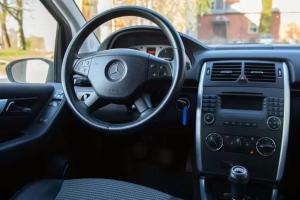 Pelēks Mercedes-Benz B 200 2006 Grobiņa, ar dzinēja tilpumu 2.00 L un nobraukumu 352 tūkst. km par 3700 €, foto 11 vietnē AUTOMOTO.COM.LV