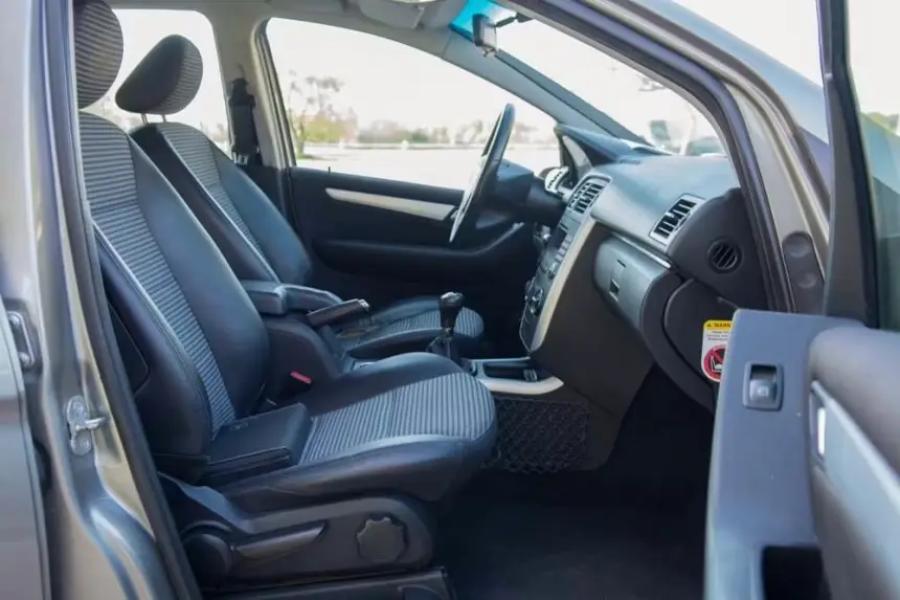 Pelēks Mercedes-Benz B 200 2006 Grobiņa, ar dzinēja tilpumu 2.00 L un nobraukumu 352 tūkst. km par 3700 €, foto 13 vietnē AUTOMOTO.COM.LV