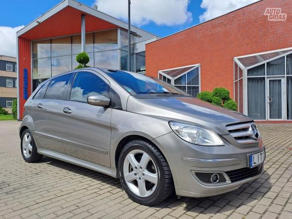 Grey Mercedes-Benz B 200 2006 in Marijampole, with an engine capacity of 2.00 L and mileage of 350 thousand km for 1550 €, photo 2 on AUTOMOTO.COM.LV