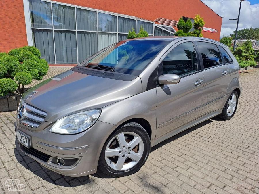 Grey Mercedes-Benz B 200 2006 in Marijampole, with an engine capacity of 2.00 L and mileage of 350 thousand km for 1550 €, photo 4 on AUTOMOTO.COM.LV