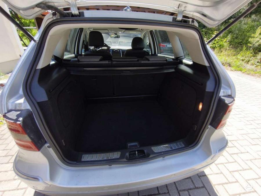 Grey Mercedes-Benz B 200 2006 in Vilnius, with an engine capacity of 1.99 L and mileage of 179 thousand km for 2000 €, photo 5 on AUTOMOTO.COM.LV