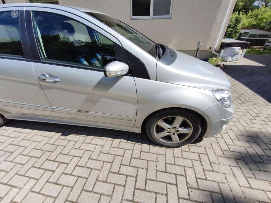 Grey Mercedes-Benz B 200 2006 in Vilnius, with an engine capacity of 1.99 L and mileage of 179 thousand km for 2000 €, photo 12 on AUTOMOTO.COM.LV