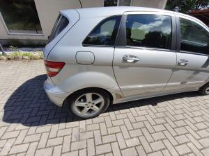 Grey Mercedes-Benz B 200 2006 in Vilnius, with an engine capacity of 1.99 L and mileage of 179 thousand km for 2000 €, photo 13 on AUTOMOTO.COM.LV