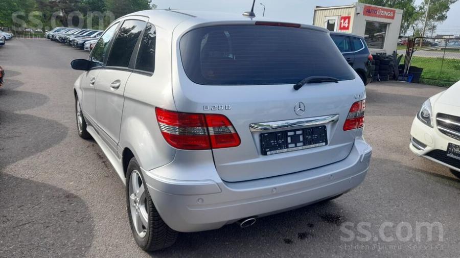 Grey Mercedes-Benz B 200 2006 in Riga, with an engine capacity of 2.00 L and mileage of 200 thousand km for 4800 €, photo 6 on AUTOMOTO.COM.LV
