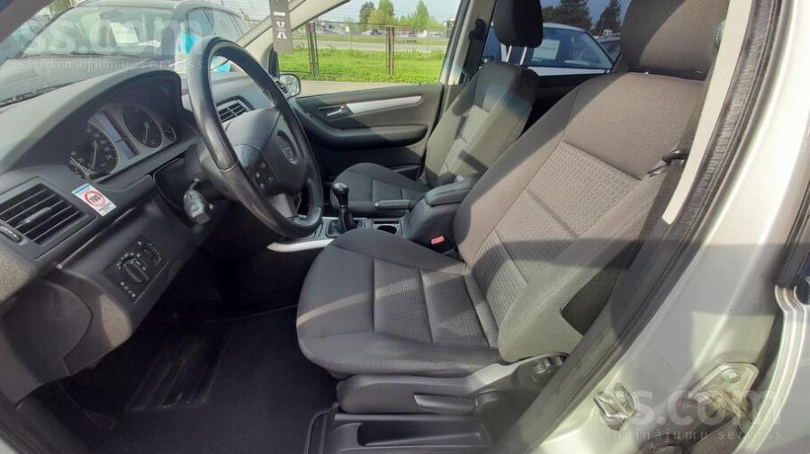 Grey Mercedes-Benz B 200 2006 in Riga, with an engine capacity of 2.00 L and mileage of 200 thousand km for 4800 €, photo 12 on AUTOMOTO.COM.LV