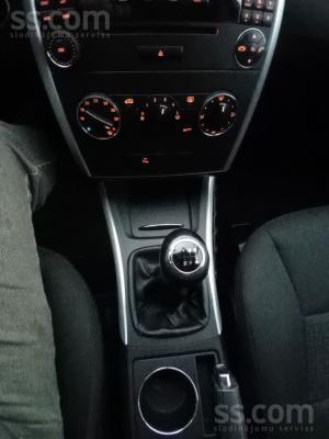 Grey Mercedes-Benz B 200 2006 in Riga, with an engine capacity of 2.00 L and mileage of 200 thousand km for 4800 €, photo 15 on AUTOMOTO.COM.LV
