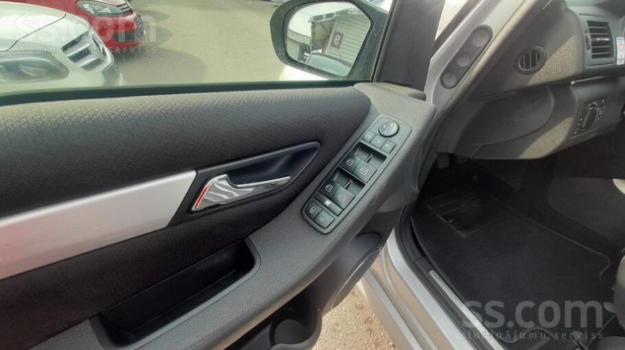 Grey Mercedes-Benz B 200 2006 in Riga, with an engine capacity of 2.00 L and mileage of 200 thousand km for 4800 €, photo 29 on AUTOMOTO.COM.LV