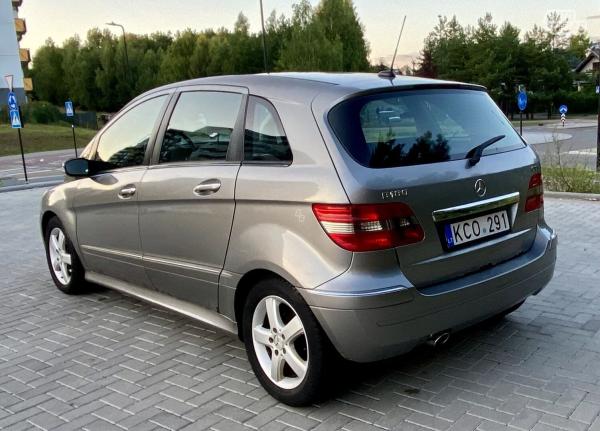 Mercedes-Benz B 200 2006 Viļņa vietnē Pelēks Mercedes-Benz B 200 2006 Viļņa, ar dzinēja tilpumu 1.90 L un nobraukumu 281 tūkst. km par 1000 €, foto 5 vietnē AUTOMOTO.COM.LV