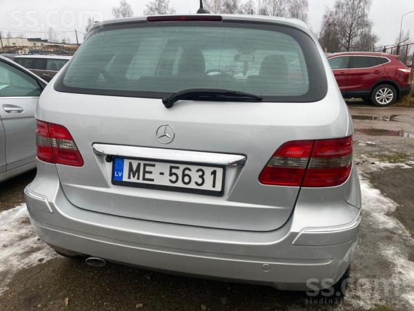 Grey Mercedes-Benz B 200 2007 in Riga, with an engine capacity of 2.00 L and mileage of 205 thousand km for 1950 €, photo 6 on AUTOMOTO.COM.LV