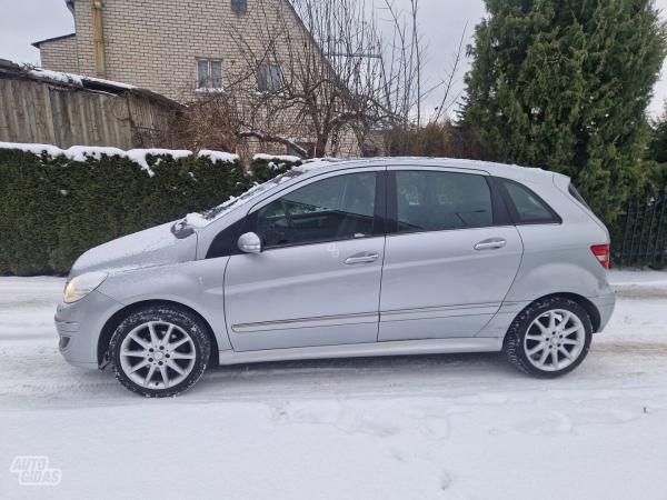 Pelēks Mercedes-Benz B 200 2007 Pakruojis, ar dzinēja tilpumu 2.00 L un nobraukumu 270 tūkst. km par 1420 €, foto 1 vietnē AUTOMOTO.COM.LV