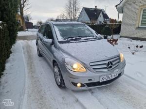 Pelēks Mercedes-Benz B 200 2007 Pakruojis, ar dzinēja tilpumu 2.00 L un nobraukumu 270 tūkst. km par 1420 €, foto 3 vietnē AUTOMOTO.COM.LV