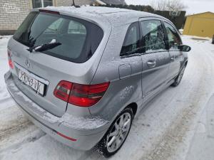Pelēks Mercedes-Benz B 200 2007 Pakruojis, ar dzinēja tilpumu 2.00 L un nobraukumu 270 tūkst. km par 1420 €, foto 4 vietnē AUTOMOTO.COM.LV