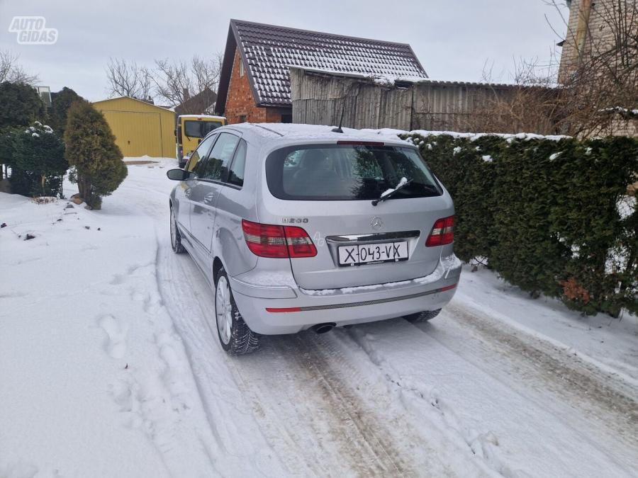 Pelēks Mercedes-Benz B 200 2007 Pakruojis, ar dzinēja tilpumu 2.00 L un nobraukumu 270 tūkst. km par 1420 €, foto 5 vietnē AUTOMOTO.COM.LV
