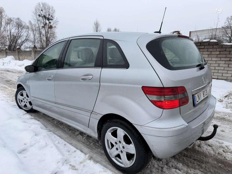 Pelēks Mercedes-Benz B 200 2007 Kauņa, ar dzinēja tilpumu 2.00 L un nobraukumu 266 tūkst. km par 1750 €, foto 3 vietnē AUTOMOTO.COM.LV