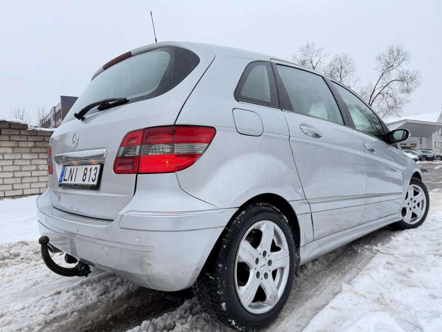 Pelēks Mercedes-Benz B 200 2007 Kauņa, ar dzinēja tilpumu 2.00 L un nobraukumu 266 tūkst. km par 1750 €, foto 4 vietnē AUTOMOTO.COM.LV