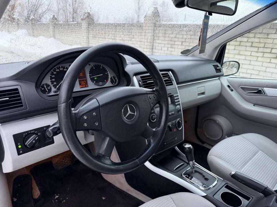 Pelēks Mercedes-Benz B 200 2007 Kauņa, ar dzinēja tilpumu 2.00 L un nobraukumu 266 tūkst. km par 1750 €, foto 5 vietnē AUTOMOTO.COM.LV