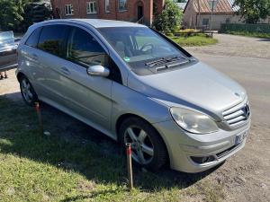 Grey Mercedes-Benz B 200 2007 in Kaunas, with an engine capacity of 1.99 L and mileage of 261 thousand km for 1300 €, photo 3 on AUTOMOTO.COM.LV