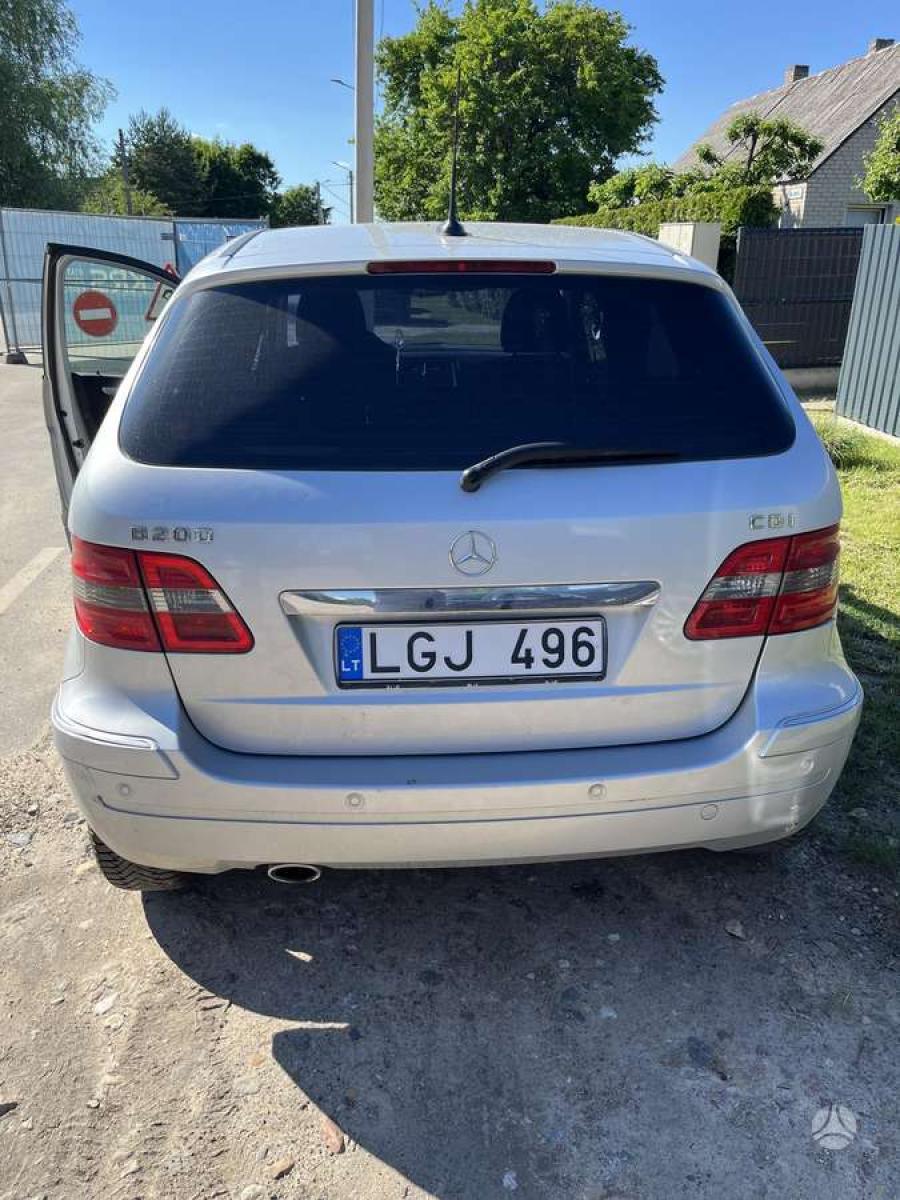 Grey Mercedes-Benz B 200 2007 in Kaunas, with an engine capacity of 1.99 L and mileage of 261 thousand km for 1300 €, photo 7 on AUTOMOTO.COM.LV