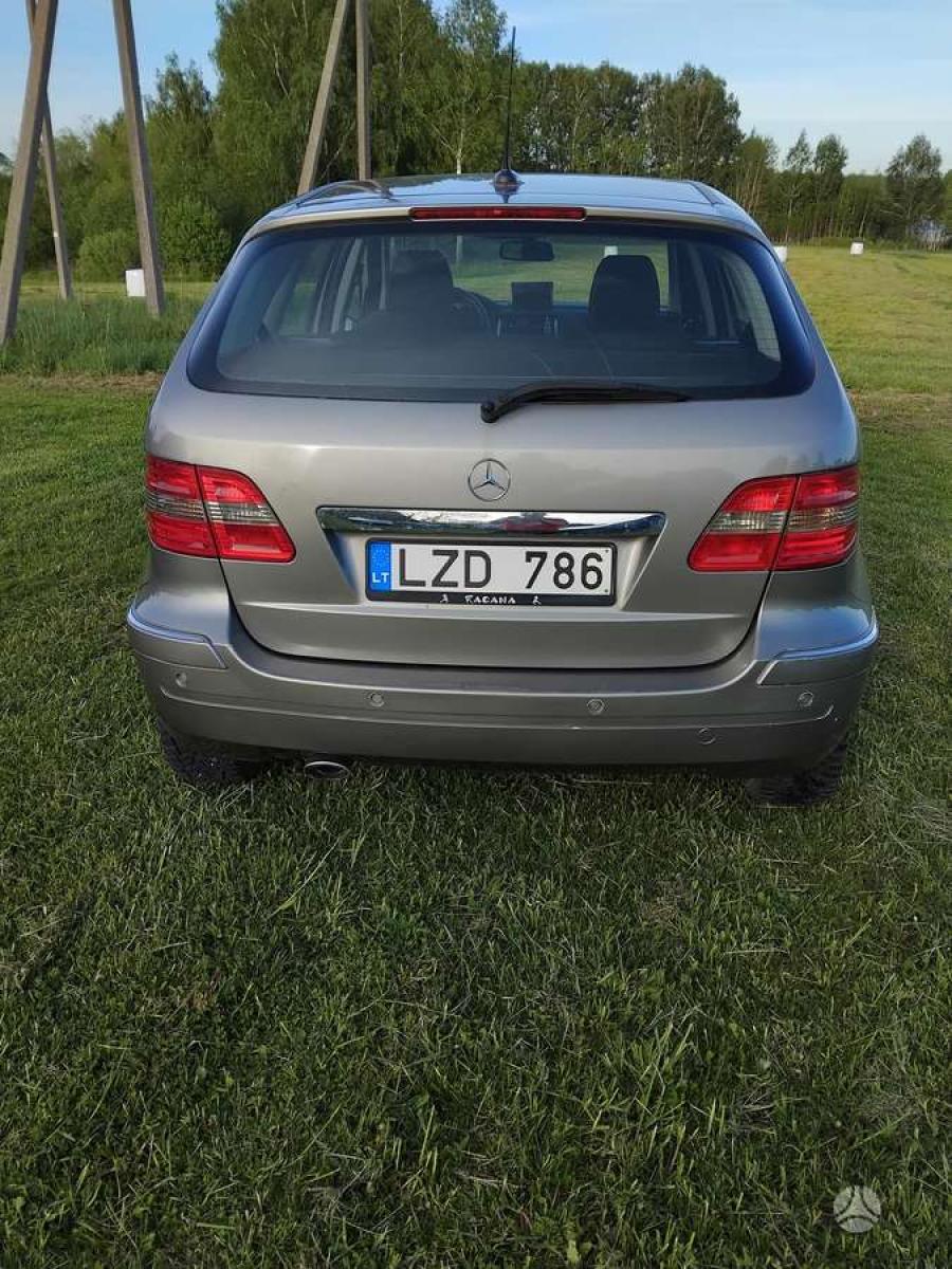 Pelēks Mercedes-Benz B 200 2007 Kuršėnai, ar dzinēja tilpumu 2.00 L un nobraukumu 25 tūkst. km par 1950 €, foto 7 vietnē AUTOMOTO.COM.LV