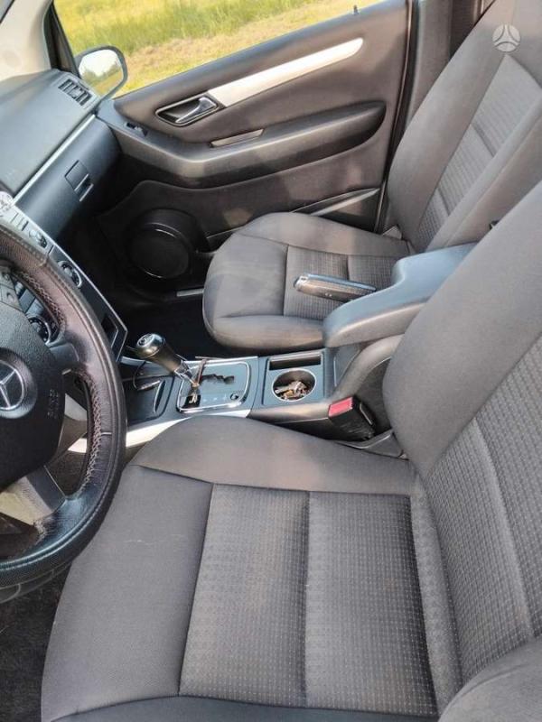 Pelēks Mercedes-Benz B 200 2007 Kuršėnai, ar dzinēja tilpumu 2.00 L un nobraukumu 25 tūkst. km par 1950 €, foto 8 vietnē AUTOMOTO.COM.LV