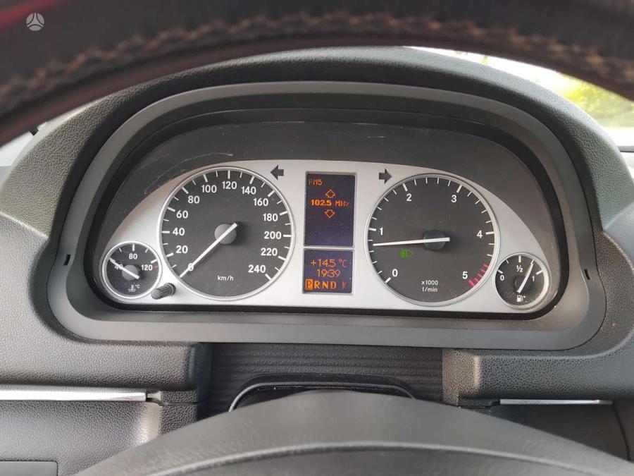 Pelēks Mercedes-Benz B 200 2007 Kuršėnai, ar dzinēja tilpumu 2.00 L un nobraukumu 25 tūkst. km par 1950 €, foto 11 vietnē AUTOMOTO.COM.LV