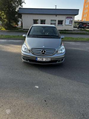 Grey Mercedes-Benz B 200 2007 in Alytus, with an engine capacity of 1.99 L and mileage of 282 thousand km for 800 €, photo 3 on AUTOMOTO.COM.LV