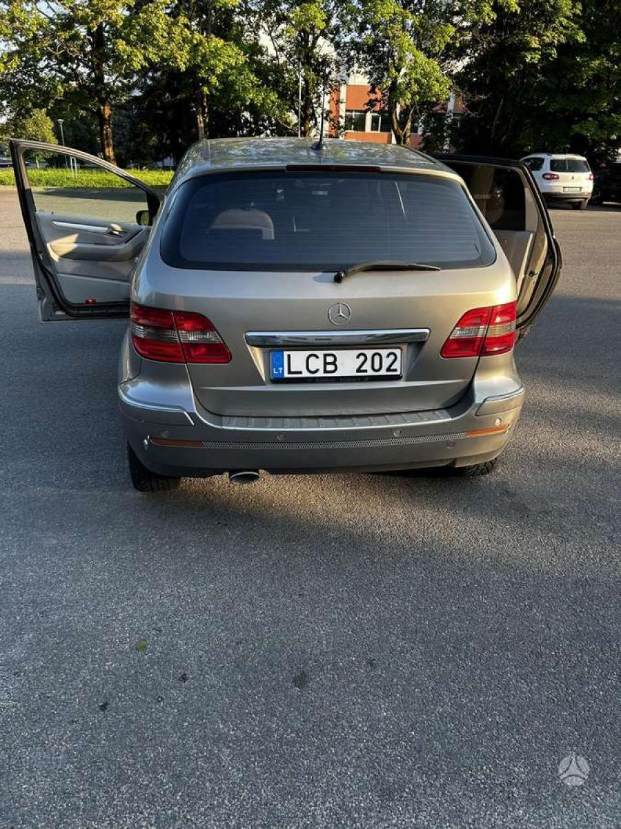 Grey Mercedes-Benz B 200 2007 in Alytus, with an engine capacity of 1.99 L and mileage of 282 thousand km for 800 €, photo 5 on AUTOMOTO.COM.LV