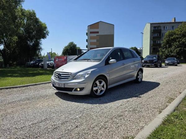 Grey Mercedes-Benz B 200 2007 in Ventspils, with an engine capacity of 2.00 L and mileage of 207 thousand km for 2590 €, photo 1 on AUTOMOTO.COM.LV