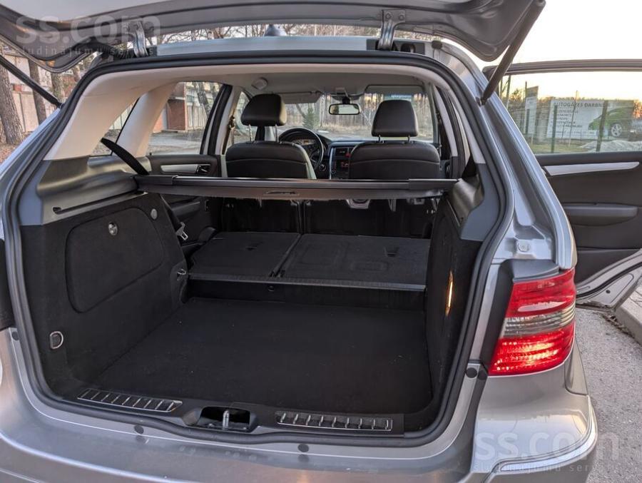 Pelēks Mercedes-Benz B 200 2008 Ogre, ar dzinēja tilpumu 2.00 L un nobraukumu 250 tūkst. km par 2950 €, foto 7 vietnē AUTOMOTO.COM.LV