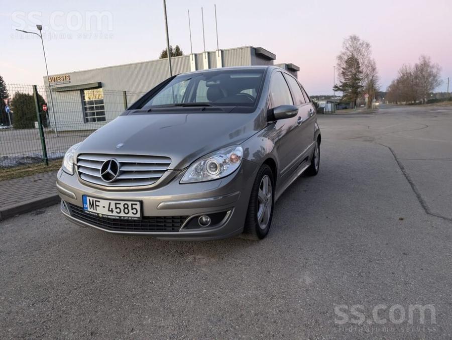Pelēks Mercedes-Benz B 200 2008 Ogre, ar dzinēja tilpumu 2.00 L un nobraukumu 250 tūkst. km par 2950 €, foto 8 vietnē AUTOMOTO.COM.LV