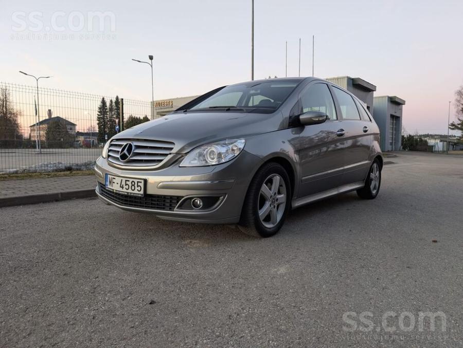 Pelēks Mercedes-Benz B 200 2008 Ogre, ar dzinēja tilpumu 2.00 L un nobraukumu 250 tūkst. km par 2950 €, foto 9 vietnē AUTOMOTO.COM.LV