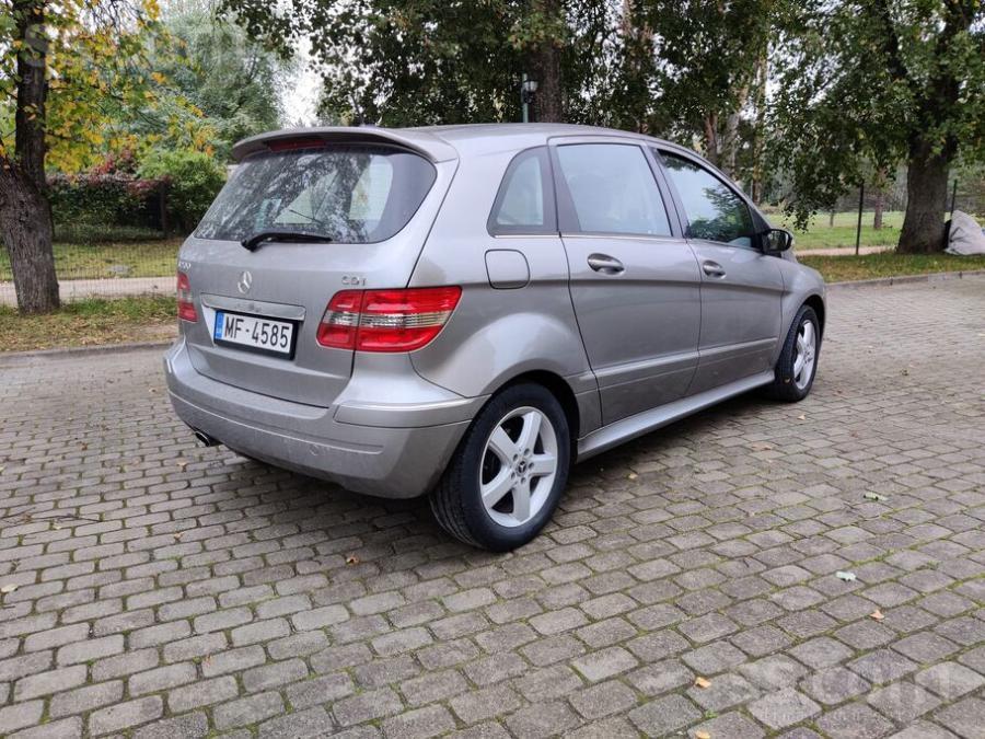Pelēks Mercedes-Benz B 200 2008 Ogre, ar dzinēja tilpumu 2.00 L un nobraukumu 250 tūkst. km par 2950 €, foto 11 vietnē AUTOMOTO.COM.LV