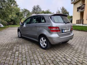 Pelēks Mercedes-Benz B 200 2008 Ogre, ar dzinēja tilpumu 2.00 L un nobraukumu 250 tūkst. km par 2950 €, foto 12 vietnē AUTOMOTO.COM.LV