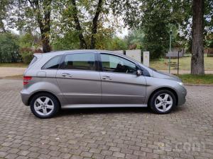 Pelēks Mercedes-Benz B 200 2008 Ogre, ar dzinēja tilpumu 2.00 L un nobraukumu 250 tūkst. km par 2950 €, foto 14 vietnē AUTOMOTO.COM.LV