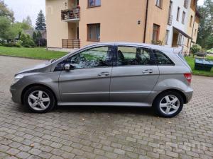Pelēks Mercedes-Benz B 200 2008 Ogre, ar dzinēja tilpumu 2.00 L un nobraukumu 250 tūkst. km par 2950 €, foto 15 vietnē AUTOMOTO.COM.LV