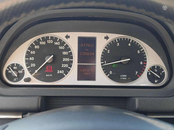 Pelēks Mercedes-Benz B 200 2008 Viļņa, ar dzinēja tilpumu 2.03 L un nobraukumu 236 tūkst. km par 2900 €, foto 8 vietnē AUTOMOTO.COM.LV
