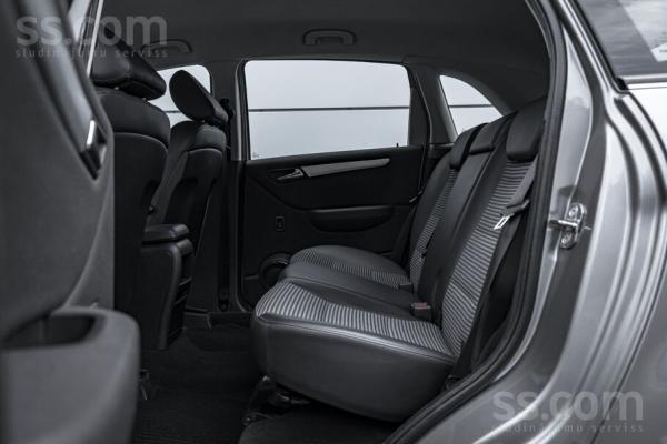 Pelēks Mercedes-Benz B 200 2008 Rīga, ar dzinēja tilpumu 2.00 L un nobraukumu 251 tūkst. km par 3490 €, foto 12 vietnē AUTOMOTO.COM.LV