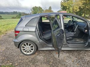 Pelēks Mercedes-Benz B 200 2008 Valmiera, ar dzinēja tilpumu 2.00 L un nobraukumu 245 tūkst. km par 2400 €, foto 7 vietnē AUTOMOTO.COM.LV