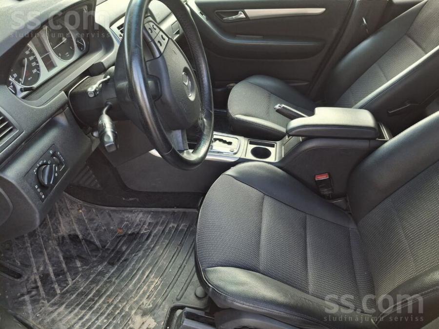Pelēks Mercedes-Benz B 200 2008 Valmiera, ar dzinēja tilpumu 2.00 L un nobraukumu 245 tūkst. km par 2400 €, foto 12 vietnē AUTOMOTO.COM.LV