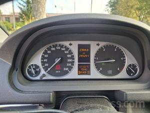 Pelēks Mercedes-Benz B 200 2008 Valmiera, ar dzinēja tilpumu 2.00 L un nobraukumu 245 tūkst. km par 2400 €, foto 13 vietnē AUTOMOTO.COM.LV